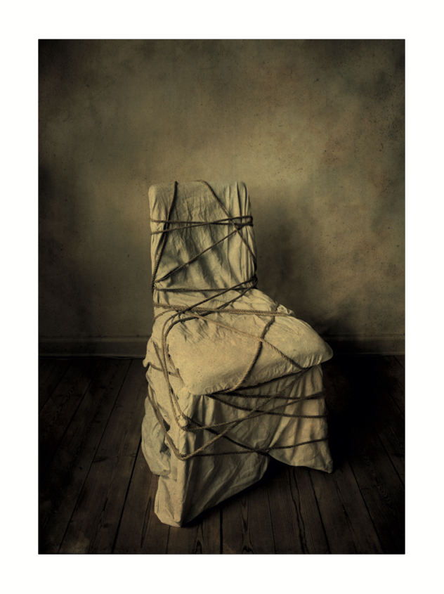 Lasse Hoile / Portraits 19– The Flood Gallery